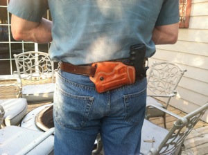 8 Ways To Spot Someone Carrying A Concealed Gun