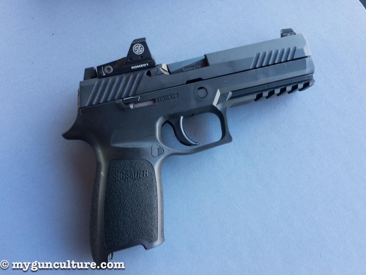 A Closer Look At The Army's New Pistol: The Sig Sauer P320 [PHOTO ...