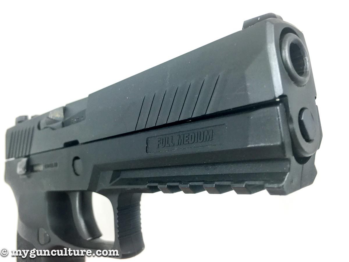 A Closer Look At The Army's New Pistol: The Sig Sauer P320 [PHOTO ...